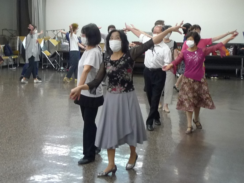 踊ってみました♬ねんりんピックオリジナルソング ルンバversion! – JRDA 一般社団法人日本ラウンドダンス協会
